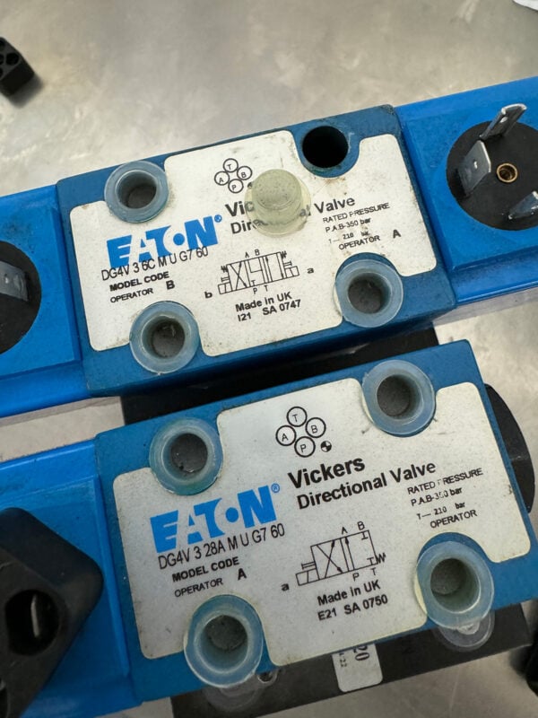 Changing the Electromagnetic(Vicker's) Valve - GrapplesawTrucks.com